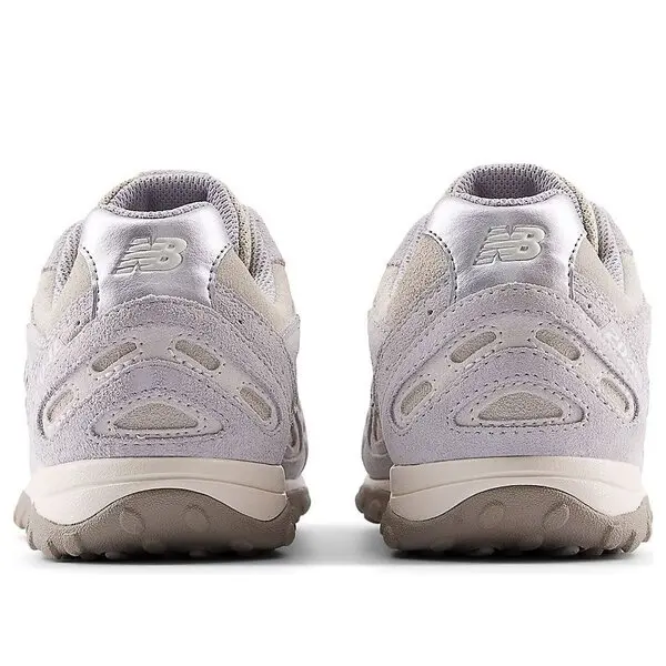 NEW BALANCE 204l Suede Pack Sneakers - Gray Matter/shipyard