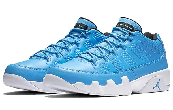 JORDAN Retro Low "pantone - Pantone/white