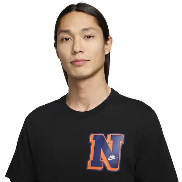 Nike Graphic T-shirt Asia Sizing - Black