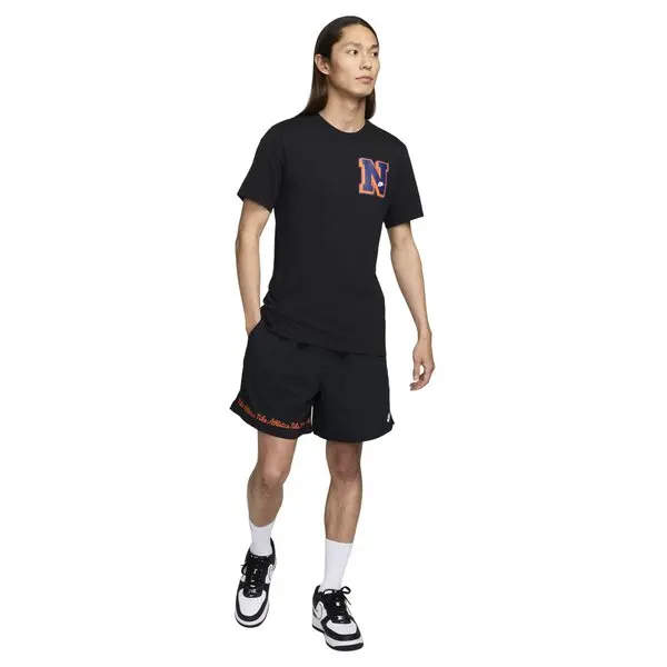 Nike Graphic T-shirt Asia Sizing - Black