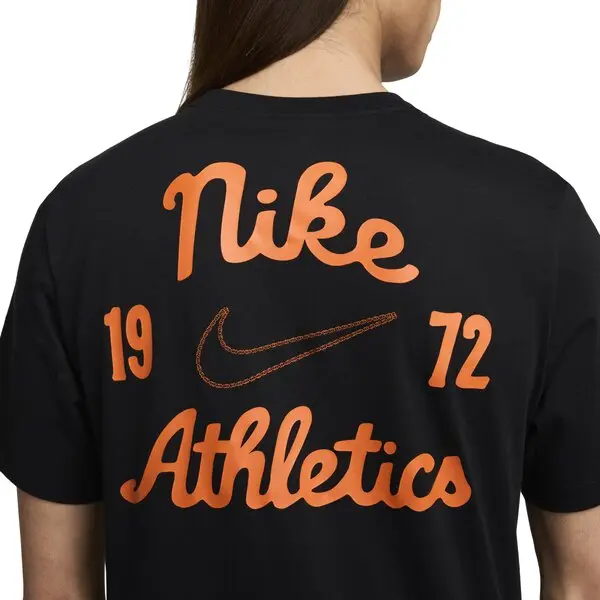 Nike Graphic T-shirt Asia Sizing - Black