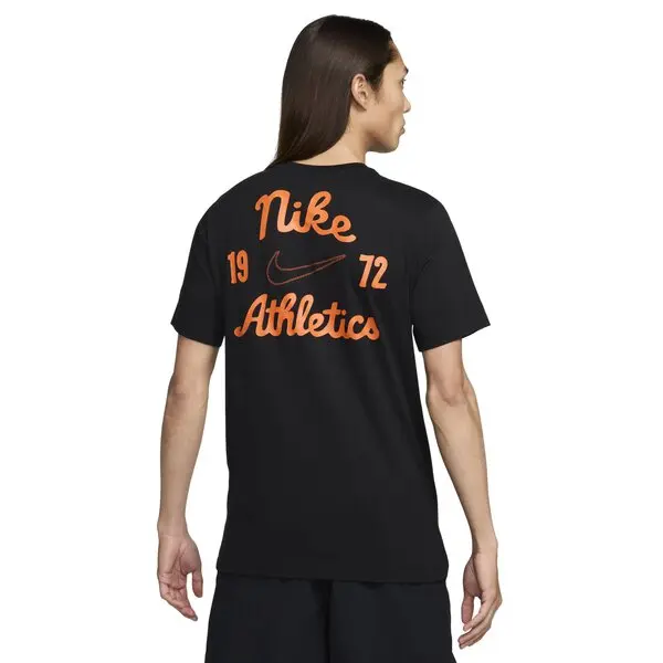 Nike Graphic T-shirt Asia Sizing - Black