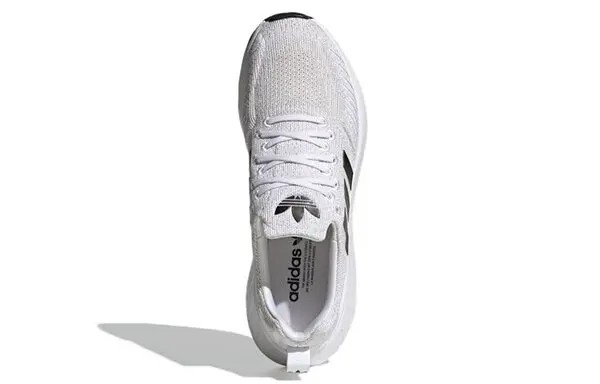 Adidas Originals Swift Run 22 Sneakers