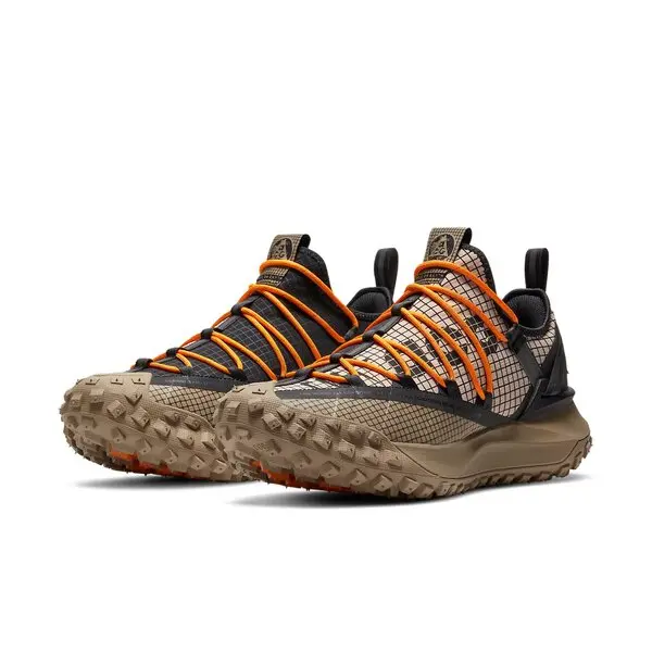 Nike Mountain Fly Low Sneakers - Fossil Stone/black