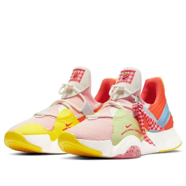 Nike Superrep Groove Sneakers