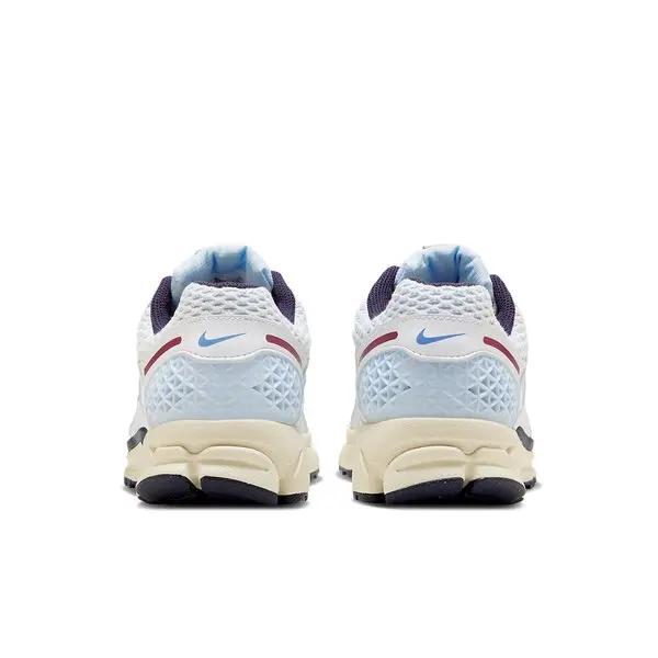 Nike Zoom Vomero Sneakers - Light Blue/white/black