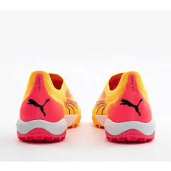 PUMA Ultra Ultimate Ag Sneakers