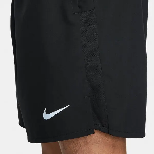 Nike Dri-fit Challenger 7" Running Shorts - Black/white