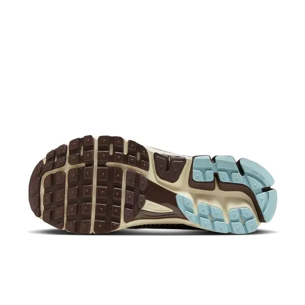 Nike Zoom Vomero Low Top Sneakers - Brown/white/silver