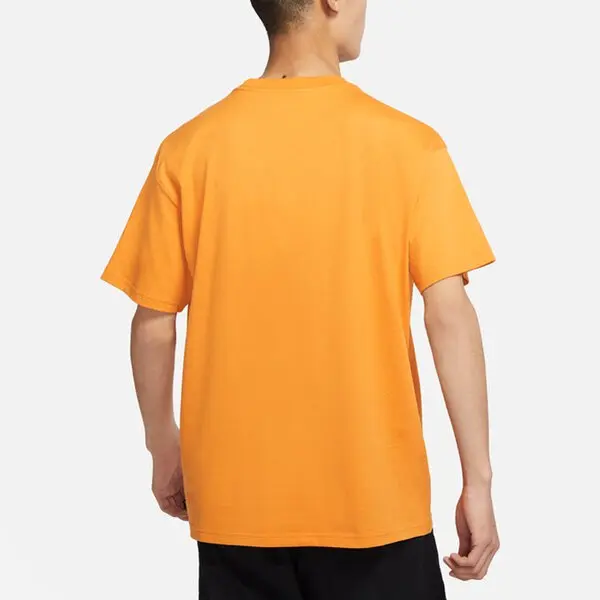 Nike Solid Color Loose Fit T-shirt - Yellow