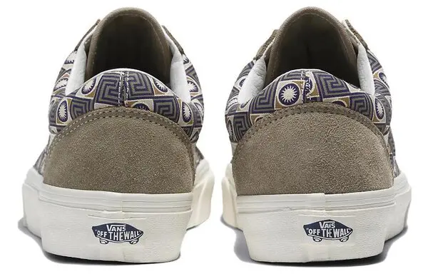 VANS Old Skool Geo Trek Sneakers - Olive/white