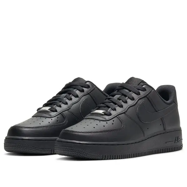 Nike Force 1 '07 Low Top Sneakers - Black