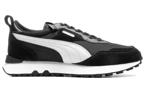 PUMA Turin 3 Sneakers