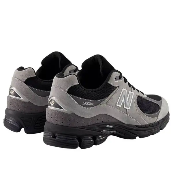 NEW BALANCE 2002r Sneakers - Grey/black