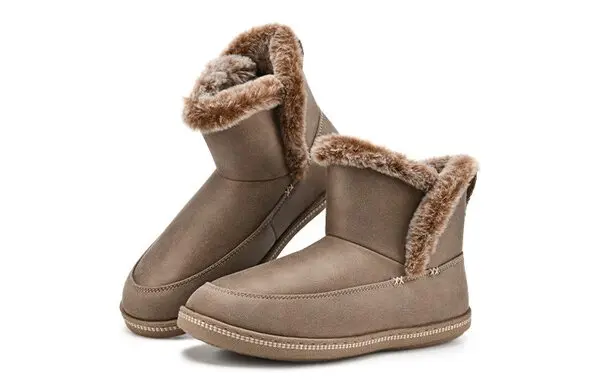 Sketchers Cozy Campfire Boots