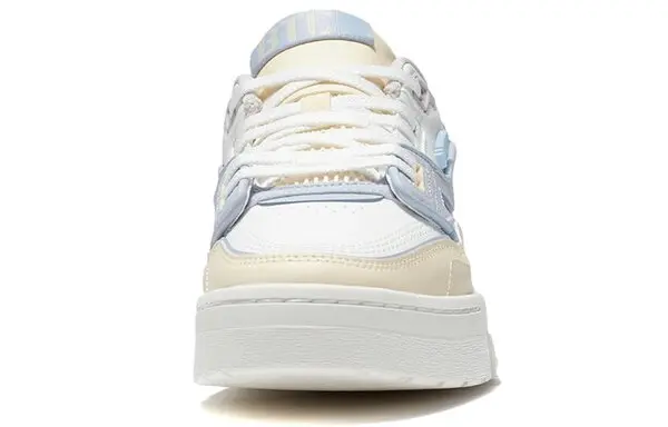LI-NING Low Top Sneakers