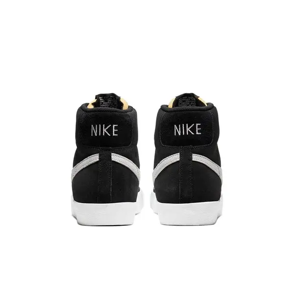 Nike Blazer Mid '77 Suede High Top Sneakers