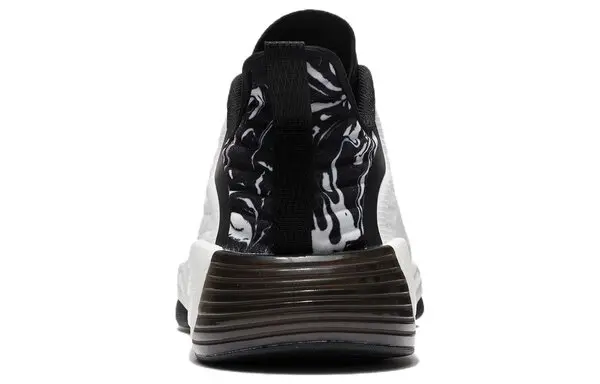 LI-NING No Boundaries 3 Athletic Sneakers - White/black