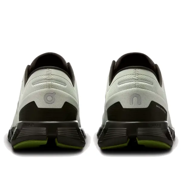 On Cloud X 3 Sneakers - White/black