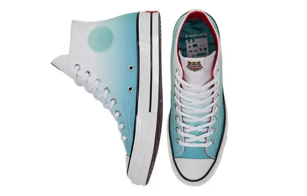 CONVERSE Chuck 70 High Top Sneakers - White/blue