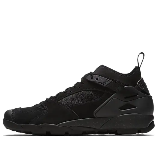 Nike Revaderchi "triple - Black