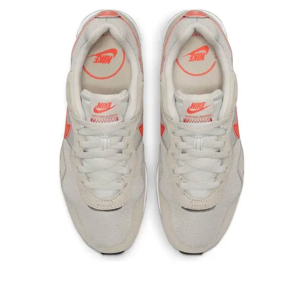 Nike Venture Runner Wide Sneakers - White/grey