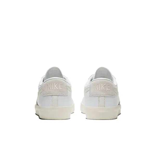 Nike Blazer Low Leather Sneakers - White