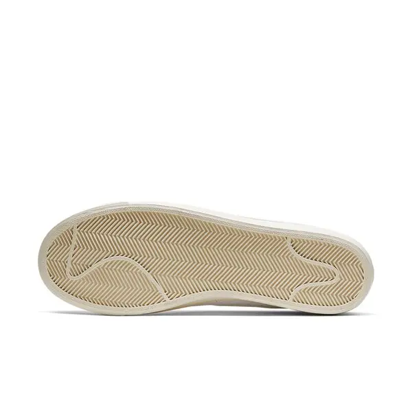 Nike Blazer Low Leather Sneakers - White