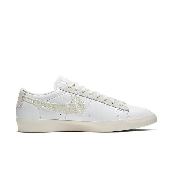 Nike Blazer Low Leather Sneakers - White