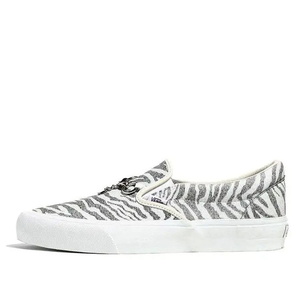VANS Needles X Vault Classic Slip-on V 'animal Print' Sneakers - White