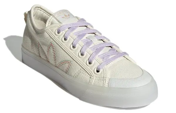 Adidas Nizza Low Top Sneakers - Cream