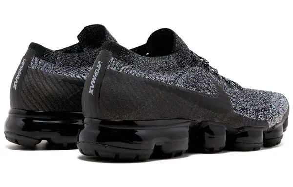 Nike Vapormax 'oreo' Sneakers - Black/white