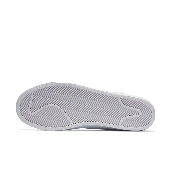 Nike Zoom Blazer Mid Sb Sneakers - White