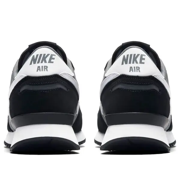 Nike Vortex Sneakers - Black
