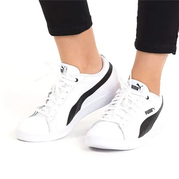 PUMA Smash V2 Leather Sneakers