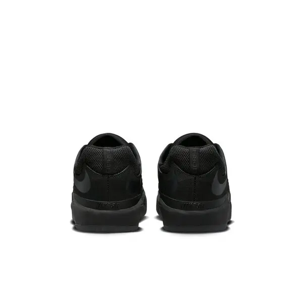 Nike Ishod Premium