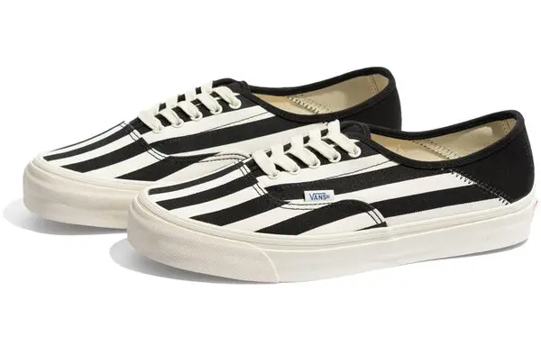 VANS Og Style 43 Lx Pinstripe Sneakers - Black