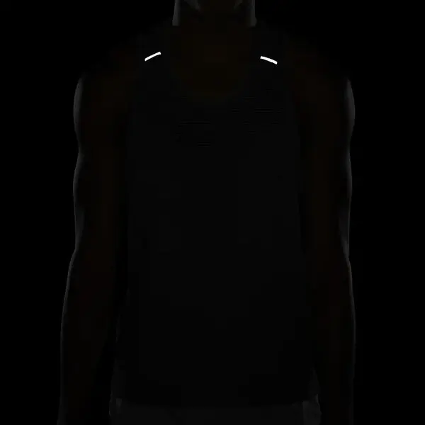 Nike Run Division Adapt Running Vest