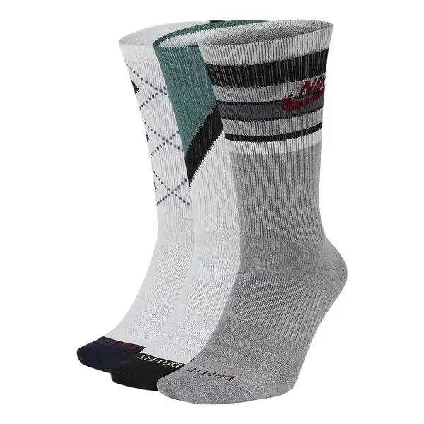 Nike Everyday Max Lightweight Mid-calf Skate Socks Set Of 3 - Multi-color