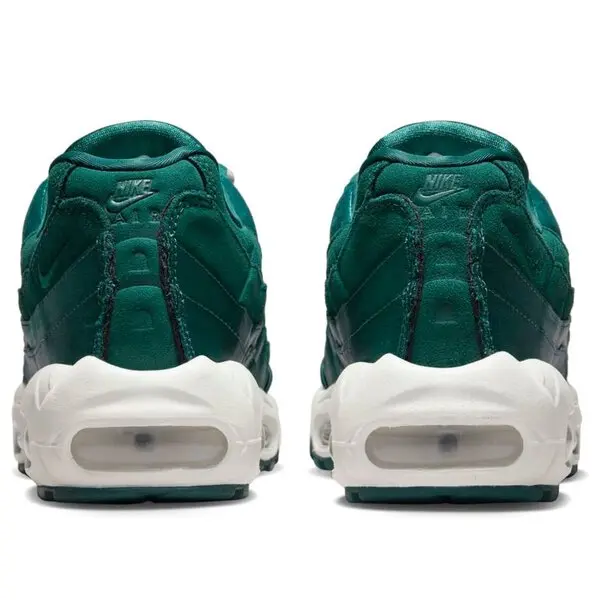 Nike Max 95 Velvet Sneakers - Green