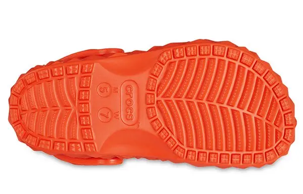 CROCS Classic Geometric Clogs