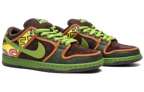 Nike Dunk Low 'de La Soul' Sneakers