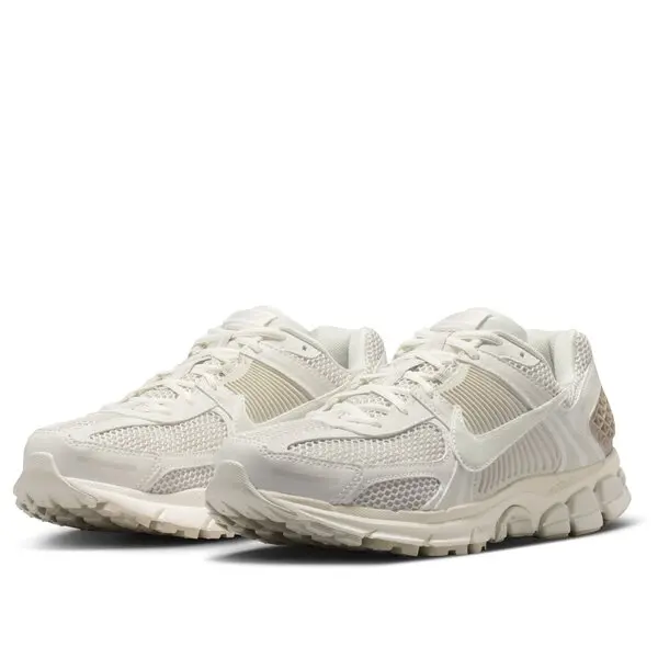 Nike Zoom Vomero 5 Athletic Sneakers - Beige