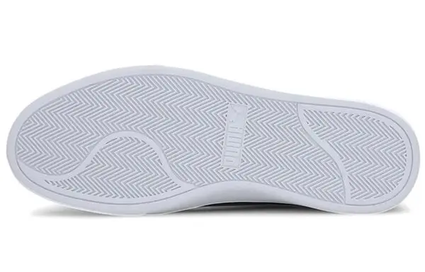 PUMA Shuffle Low Top Sneakers - White/black