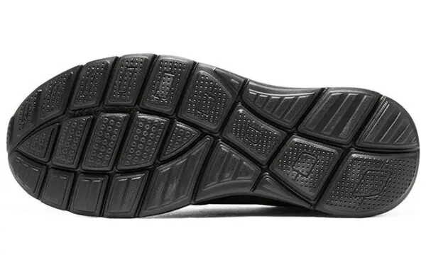 Sketchers Equalizer 5.0 'triple Black
