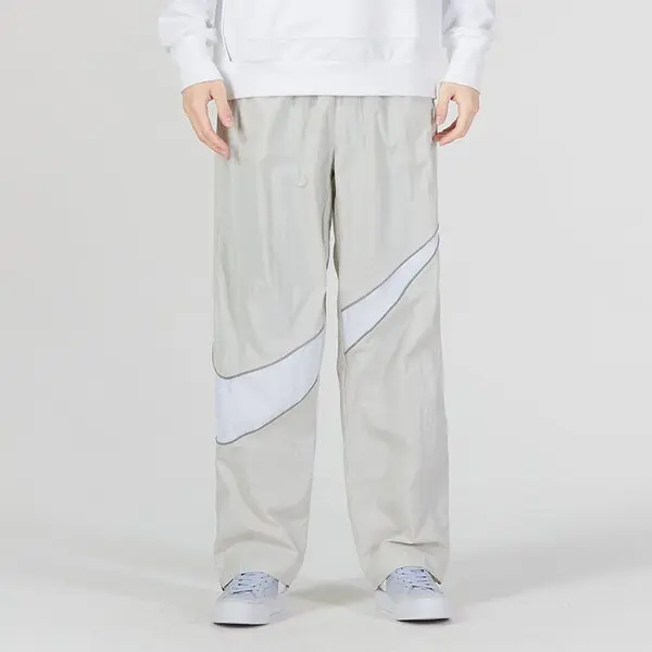 Nike Swoosh Statement Pant