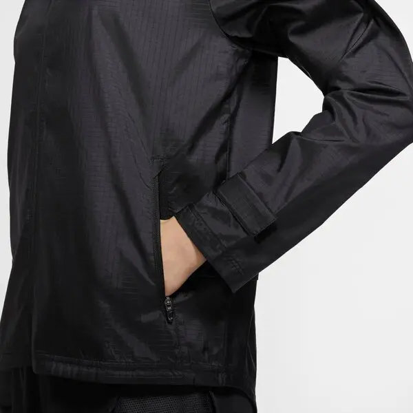 Nike Essential Jacket