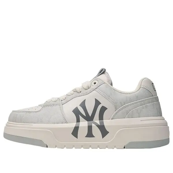 MLB Chunky Classic New York Yankees Sneakers - White/light Blue