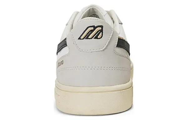 Mizuno Court Lite S Low Top Sneakers