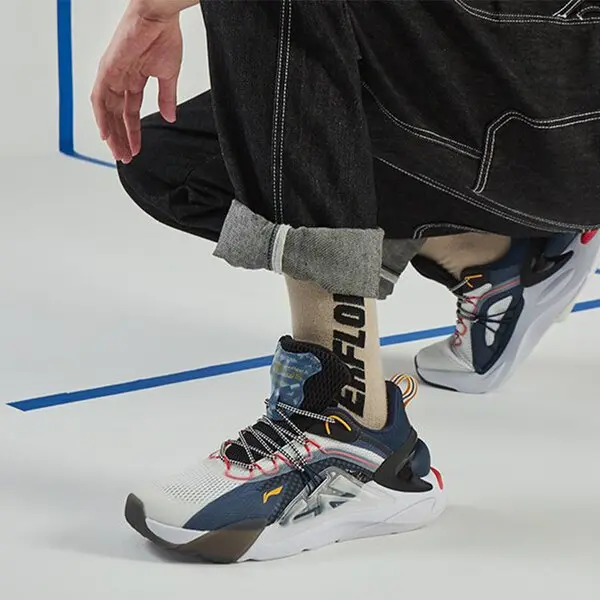 LI-NING Xinhuo Sport Leisure Sneakers